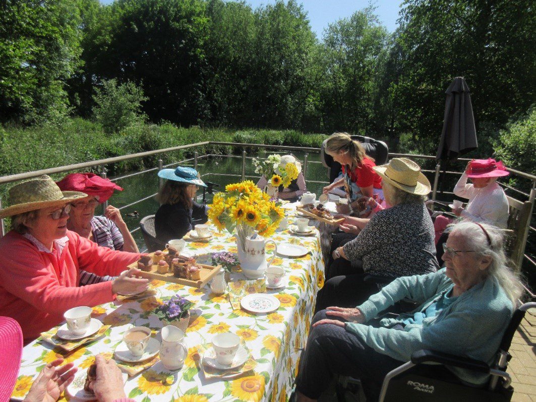 Flower Week at Farnham Mil - Farnham Mill Nursing & Dementia Home